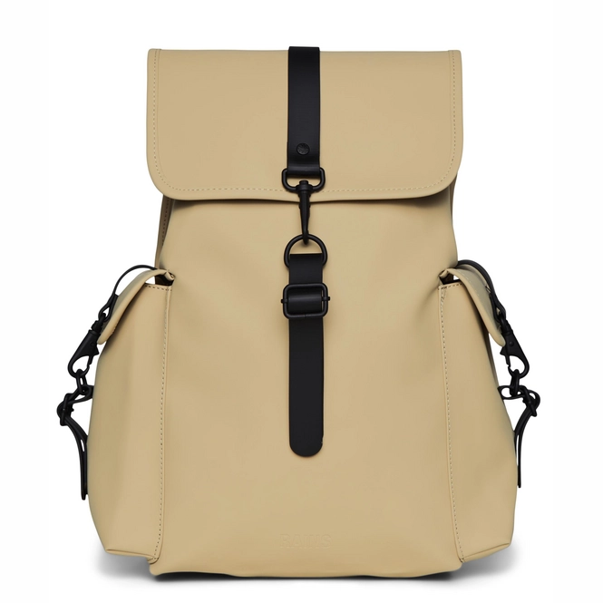 Rugzak Rains Unisex Rucksack Cargo Sand | Regenlaarsexpert