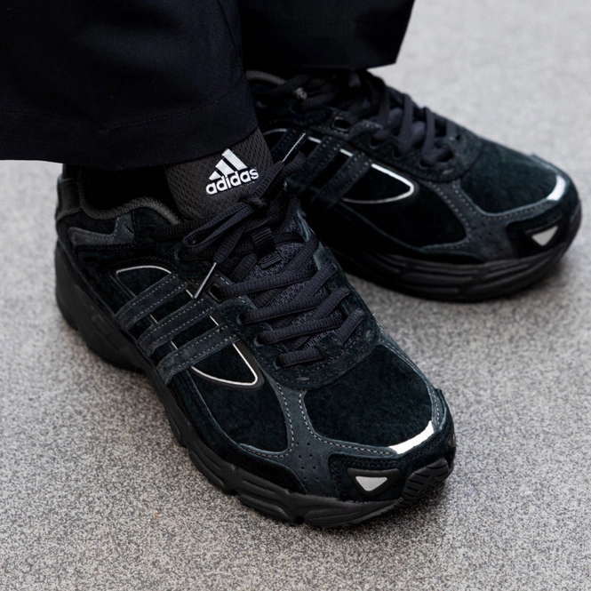 adidas Response CL Core Black/Carbon/Core Black | Sneaker District