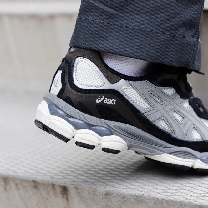 Asics GEL-NYC Ivory / Clay Grey | Sneaker District