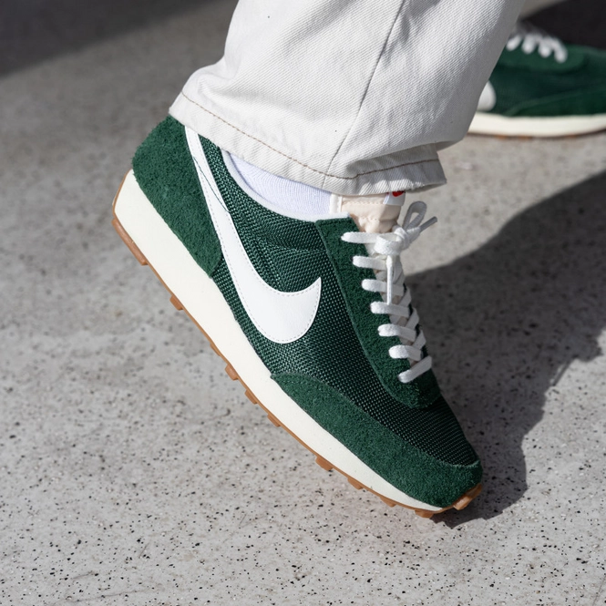 Nike Daybreak Vintage Fir/Coconut Milk/Gum Medium Brown/Sail | Sneaker ...
