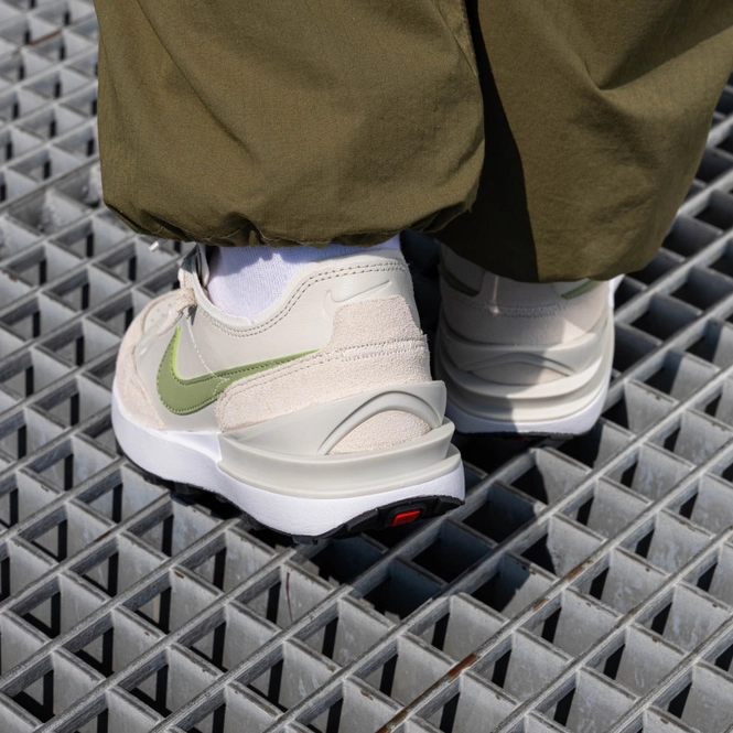 Nike Waffle One Leather Light Bone/Phantom/White/Oil Green | Sneaker ...