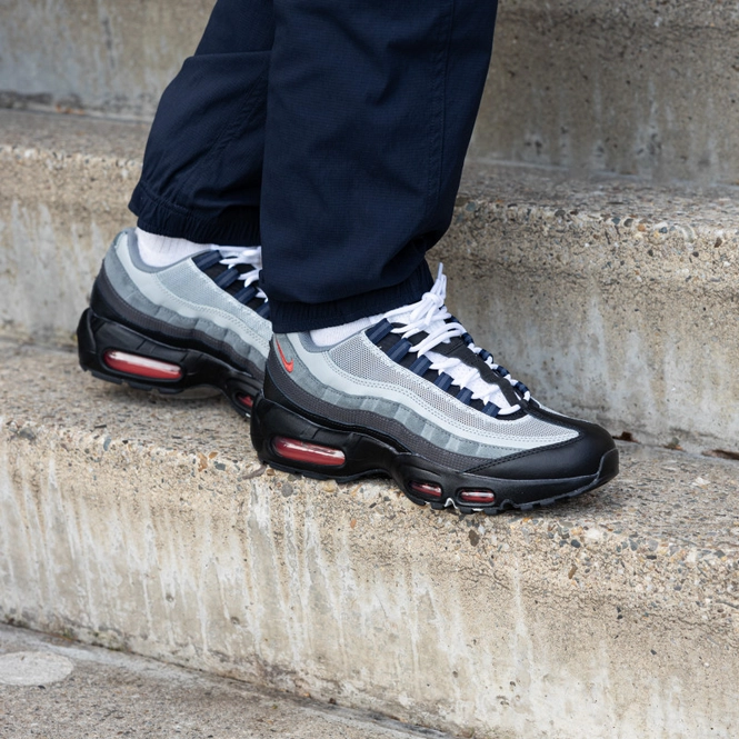 Nike Air Max 95 Black/Anthracite/Smoke Grey/Track Red | Sneaker District FR