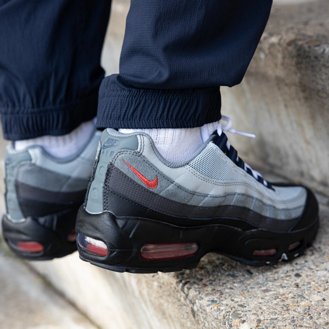 Nike Air Max 95 Black/Anthracite/Smoke Grey/Track Red | Sneaker District