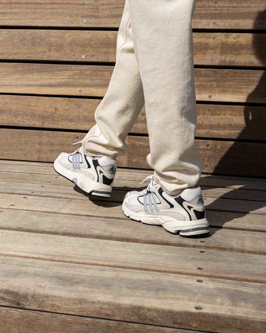 adidas Response CL Chalk White/Bliss/Chalk White | Sneaker District COM