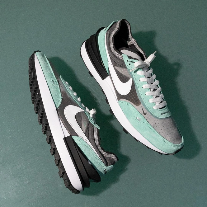Nike Waffle One Black/White Light/Menta White | Sneaker District