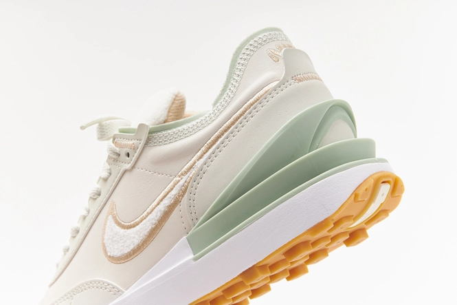 Nike Waffle One SE Phantom/Light Silver/White | Sneaker District