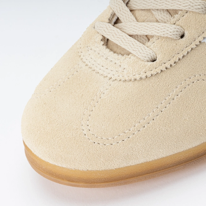 adidas Women Gazelle Lo Pro Sand Strata / Cloud White / Gum | Sneaker ...
