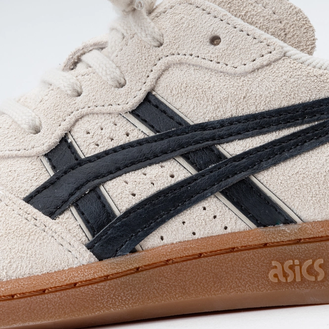 ASICS Unisex SKYHAND OG Oatmeal/Black | Sneaker District