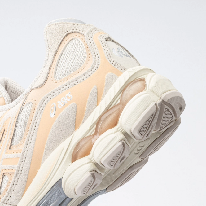 ASICS Unisex GEL-NYC Oatmeal/Bisque | Sneaker District