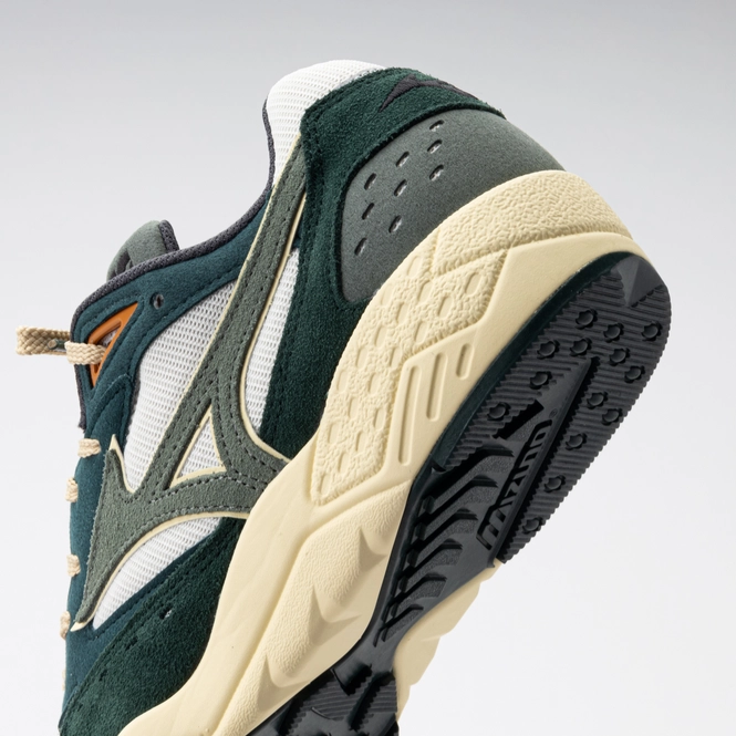 Mizuno Unisex Contender Pristine/Agave Green/Pine Grove | Sneaker District
