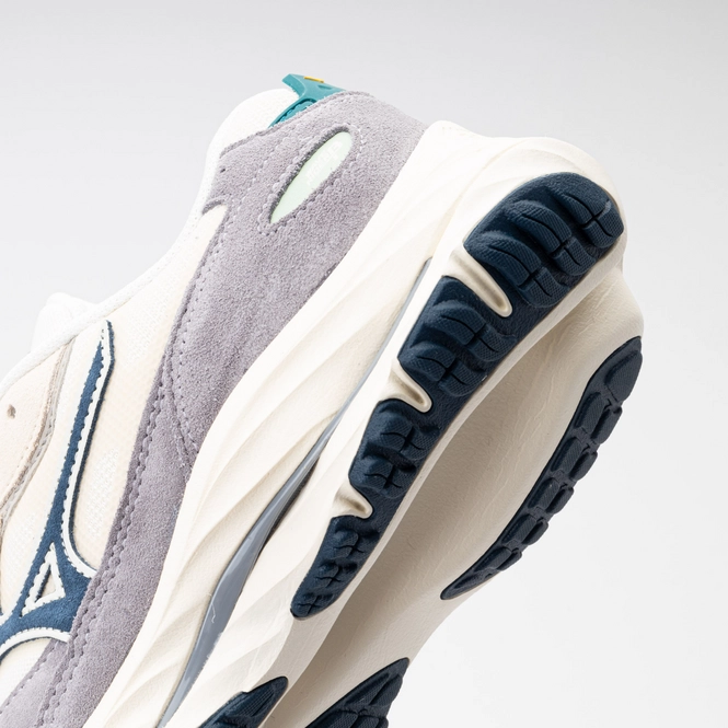 Mizuno Wave Rider Beta Pristine / Moonlit Ocean / Quicksilver | Sneaker ...
