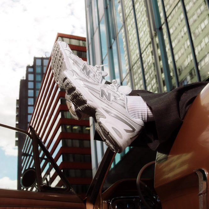 New Balance Unisex U740WM2 White | Sneaker District