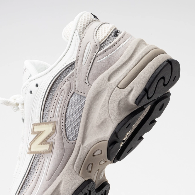 New Balance Unisex M1000MB Moonrock | Sneaker District