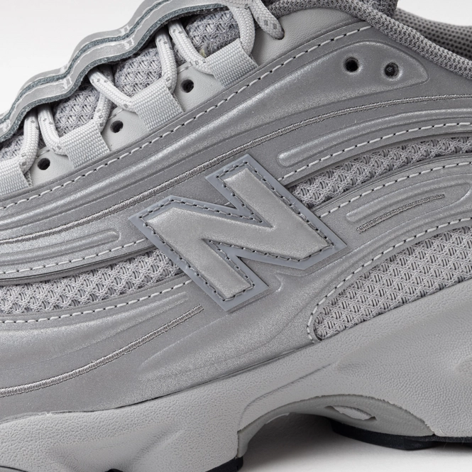 New Balance Unisex M1000TE Silver Metalic | Sneaker District