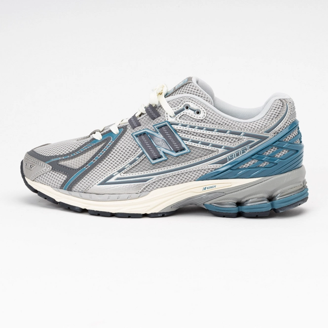 Trainers New Balance Unisex M1906REO Silver Metallic | Sneaker District COM