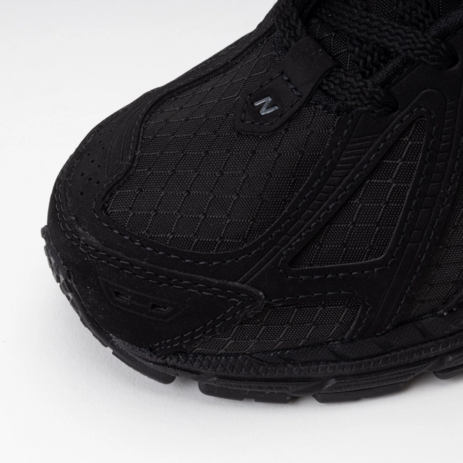 New Balance Unisex M1906RWF Black | Sneaker District