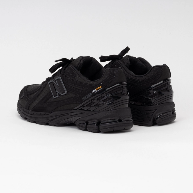 New Balance Unisex M1906RWF Black | Sneaker District