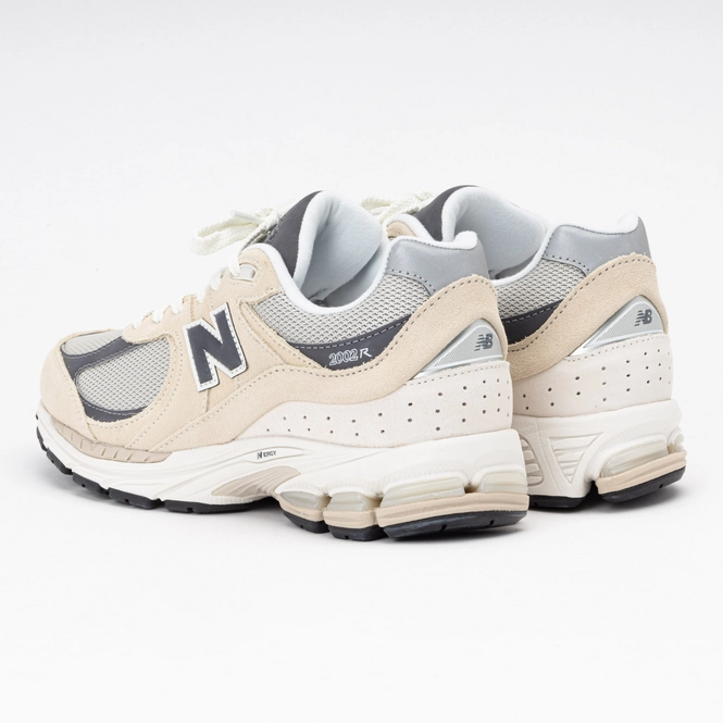 New Balance Unisex M2002RFA Sandstone Magnet Linen | Sneaker District