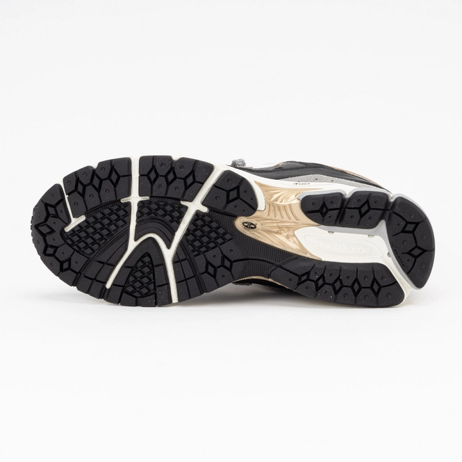 New Balance Unisex M2002RPO Black | Sneaker District