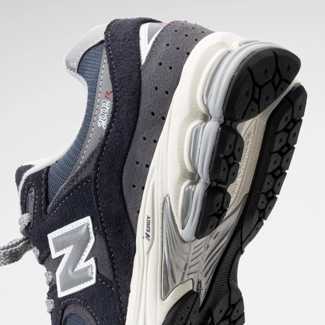 New Balance Unisex M2002RSF Eclipse Raincloud Graphite | Sneaker District