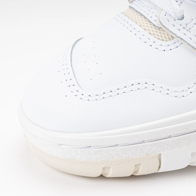 New Balance Women BBW550BK White Linen 24 | Sneaker District COM