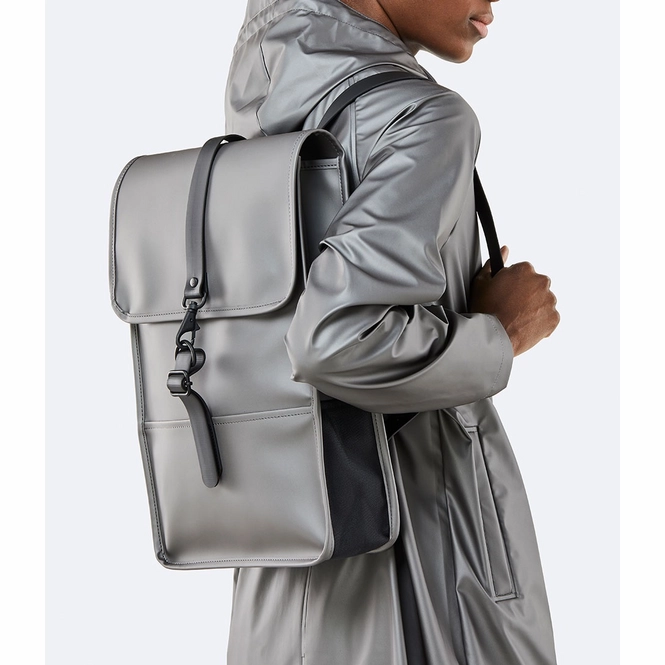 Rugzak RAINS Backpack Mini Metallic Charcoal | Regenlaarsexpert