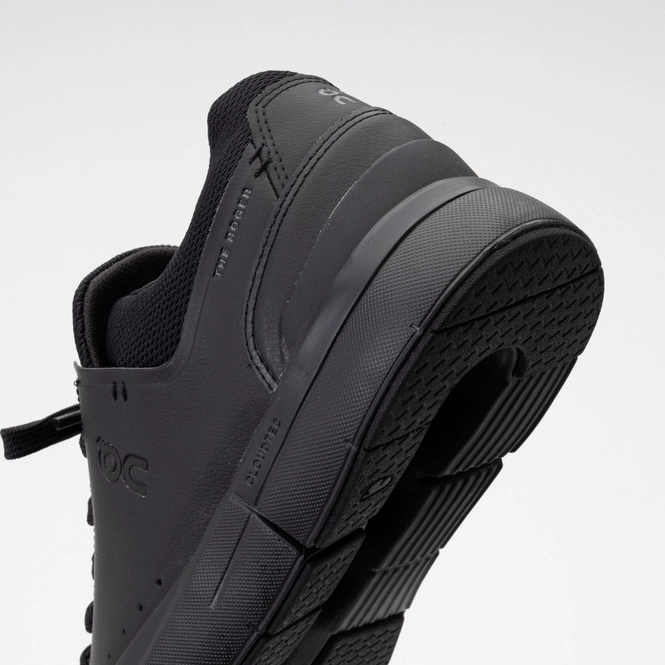 Trainers On Running The Roger Advantage All Black for Men | Sneaker ...