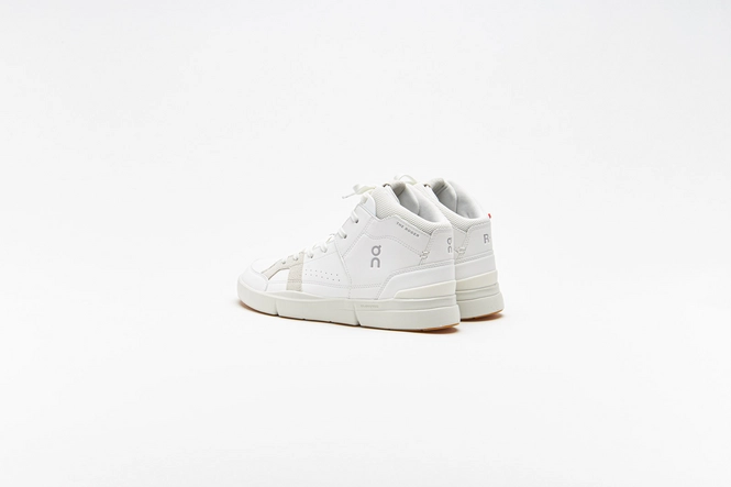 On Running The Roger Clubhouse Mid White / Sand | Sneaker District