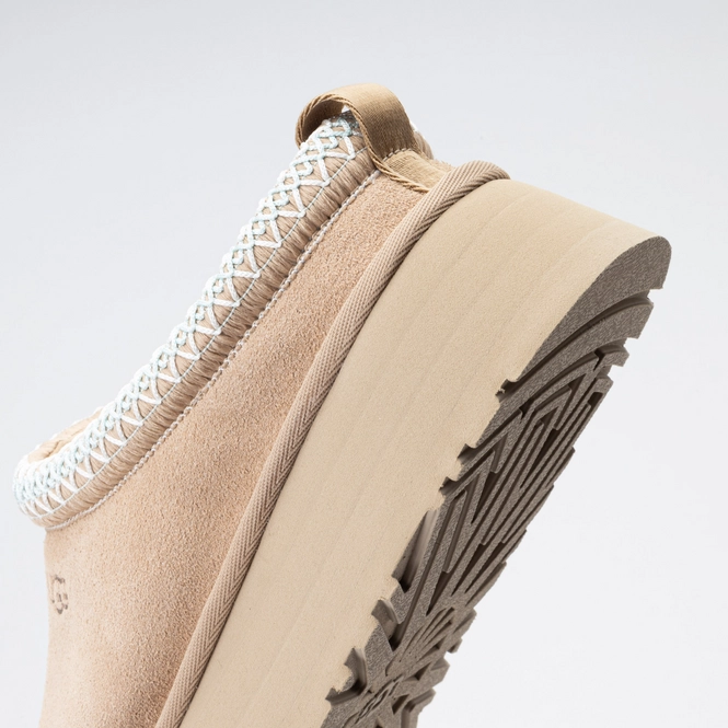 UGG Women Tazz Sand | Sneaker District
