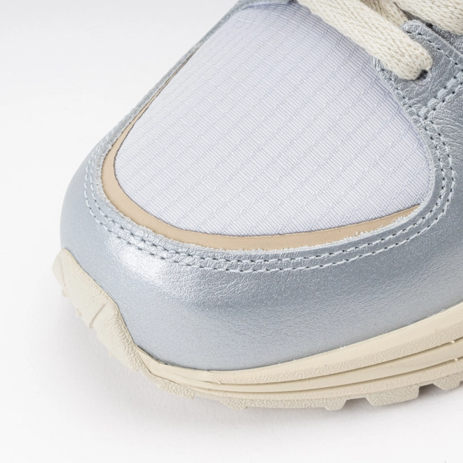 Veja Women Venturi II Ripstop Pearl Pierre Inox | Sneaker District