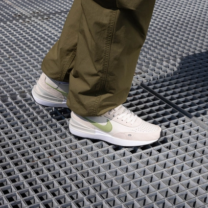 Nike Waffle One Leather Light Bone/Phantom/White/Oil Green | Sneaker ...