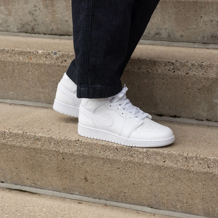 Nike Air Jordan 1 Mid GS White | Sneaker District