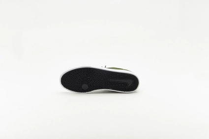 Nike SB Chron 2 Canvas Pilgrim/Black Pilgrim White | Sneaker District COM