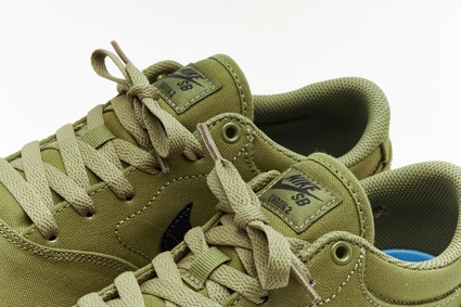 Nike SB Chron 2 Canvas Pilgrim/Black Pilgrim White | Sneaker District COM