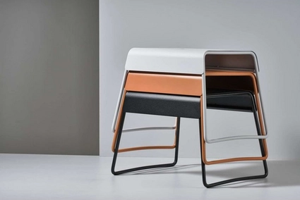 Krukje Zone Denmark A-Stool Black | Stijlvol in Huis