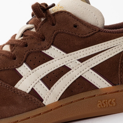 ASICS Unisex SKYHAND OG Reddish Brown/Oatmeal | Sneaker District