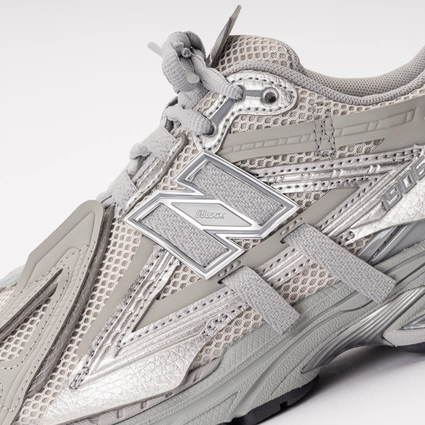 New Balance Unisex M1906AG Concrete / Silver Metallic / Brighton Grey G ...